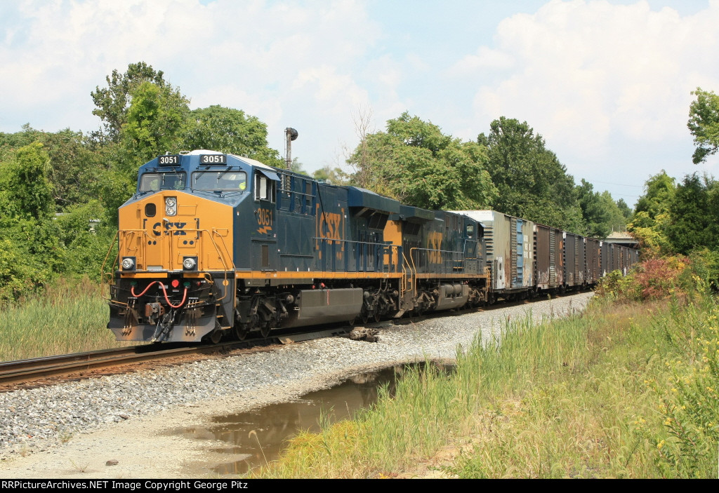 CSX 3051 and train D732
